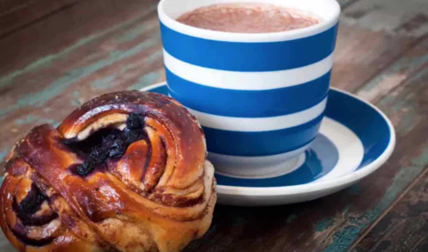 Fika - the Swedish way to boost creativity at work! - The New Leadership